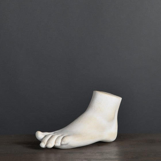 DIANA'S FOOT MOLDING – THE YARD QATAR